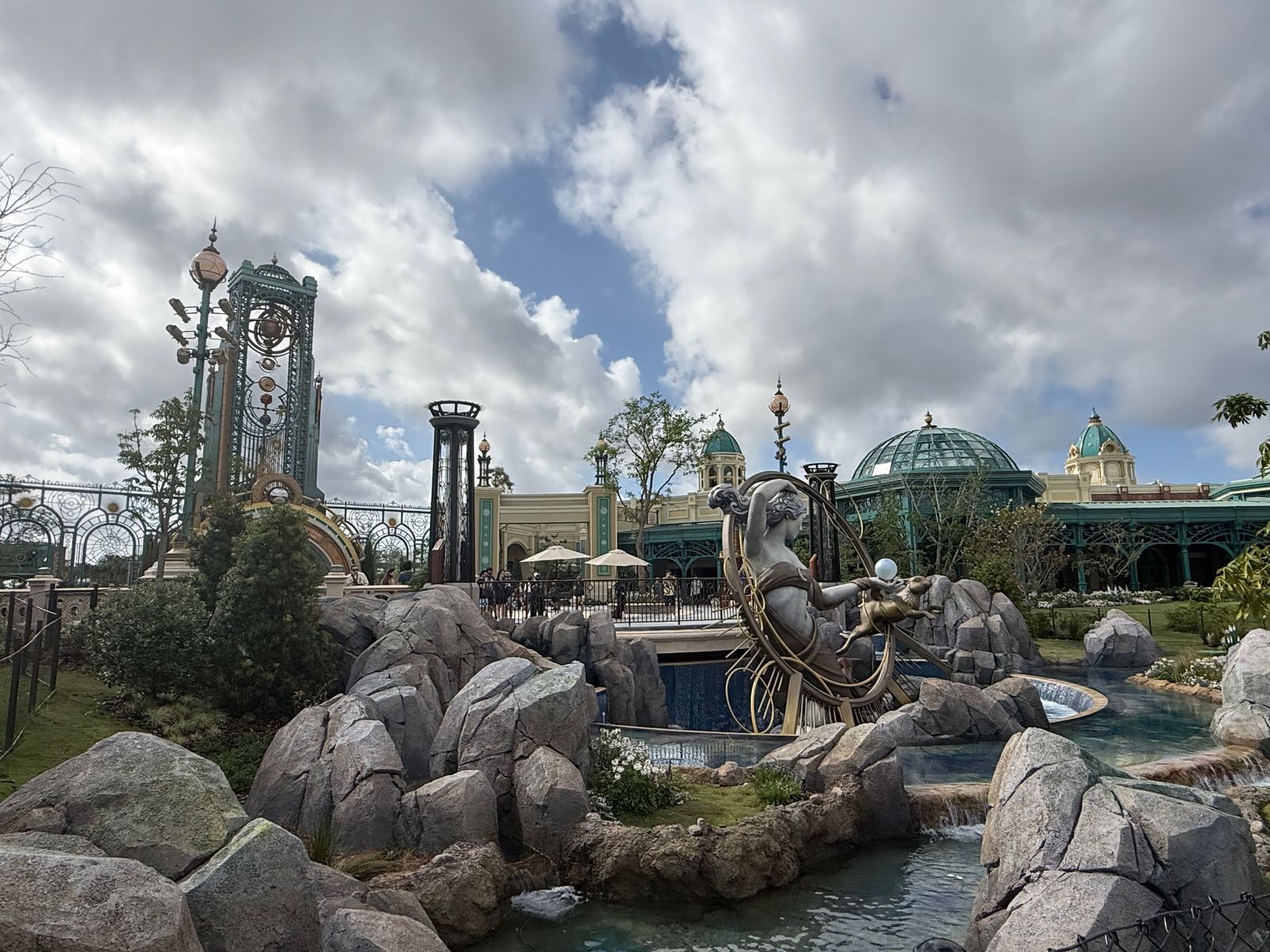 FIRST LOOK: Universal Orlando's Epic Universe theme park by Spectrum ...